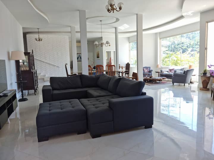 Casa Da Pedra - Ideal Para Famílias E Amigos. - Recreio