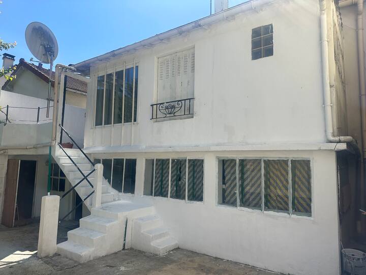 Maison Entière éQuipée 220m2 - Jouy-en-Josas