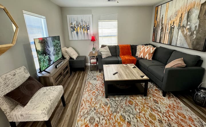 Quiet & Cozy In 3br 2ba - Port Arthur, TX
