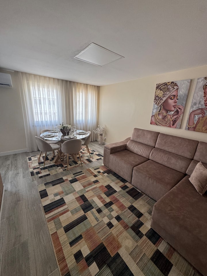 T4 For Grups Up To 10 + 5 Min From Airport - Parque das Nações