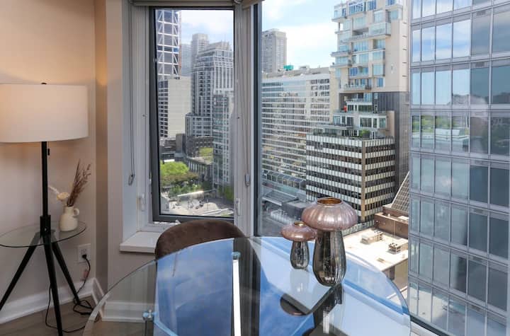 Cozy Studio In The Heart Of Yorkville - Toronto