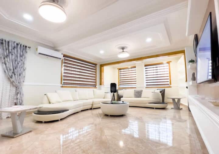 Donbay Royale - Accra