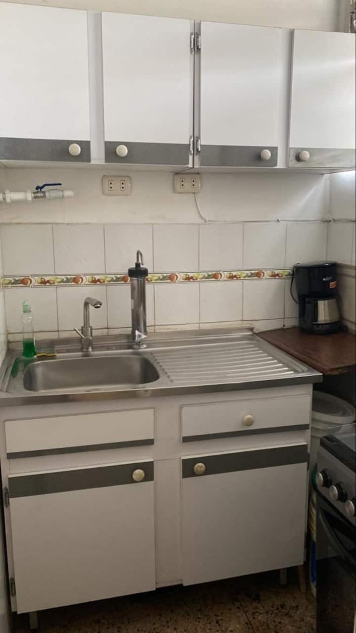 Apto Centro De Ccs, Todo Cerca! - Caracas