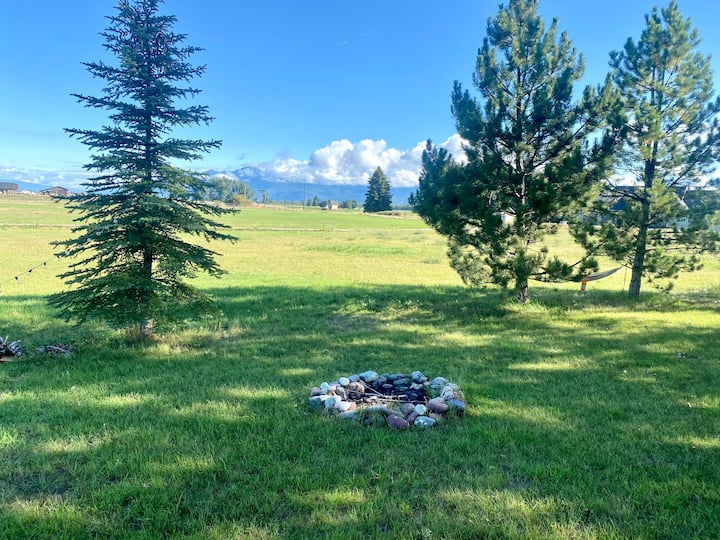 Simple- Cozy Home With Views - Bigfork, MT
