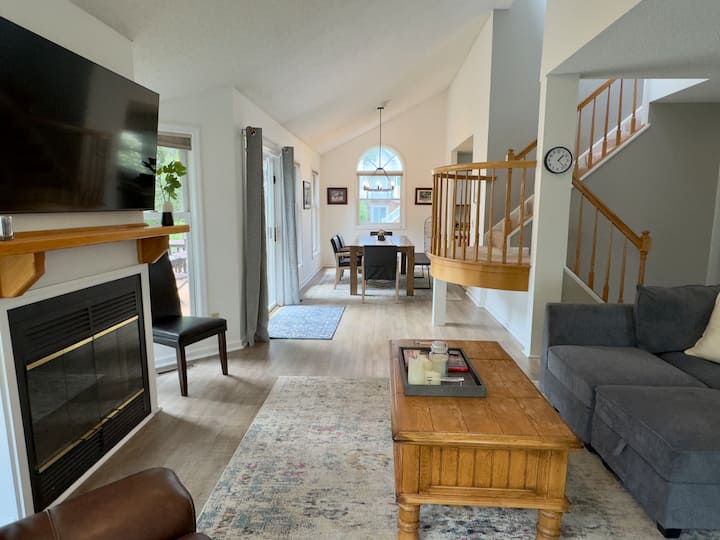 Townhouse On Saratoga Lake! - Saratoga Springs, NY