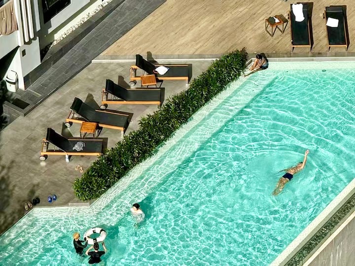 #004 The Base Central Pattaya #Prime Location - Pattaya