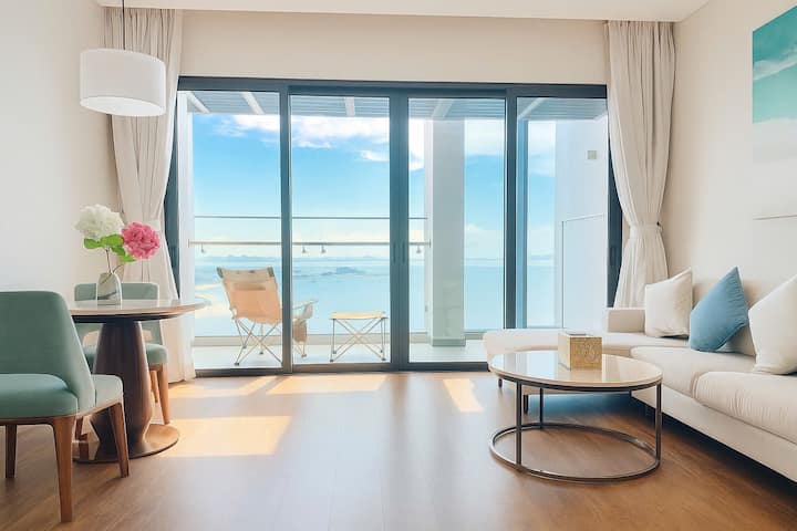 Big Balcony•loungechair•beachfront•seaview•netflix - China