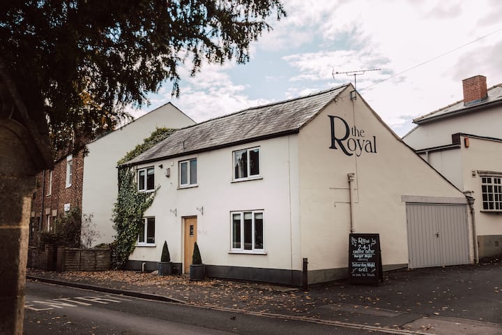 King's Cottage, Cheltenham - Cheltenham