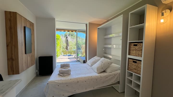 Appart Neuf, Jardin Et Piscine Commune - Sanary-sur-Mer