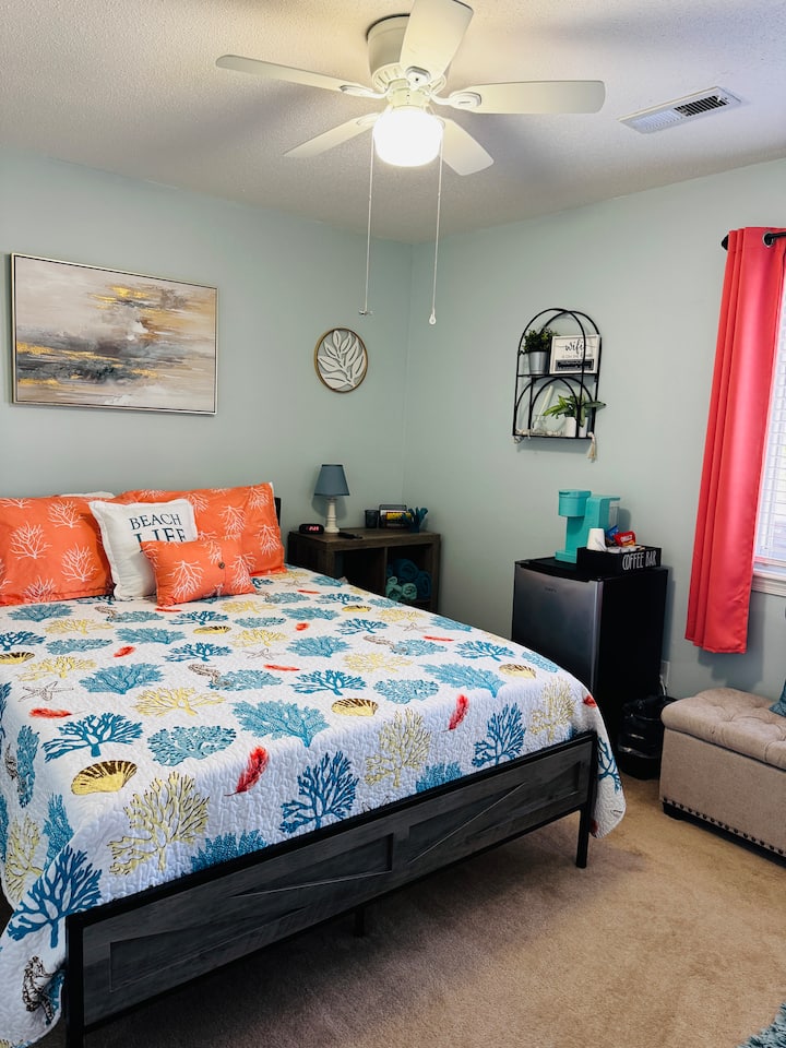Va Beach, The Seaside Serenity-quiet Shared Home - 維珍尼亞