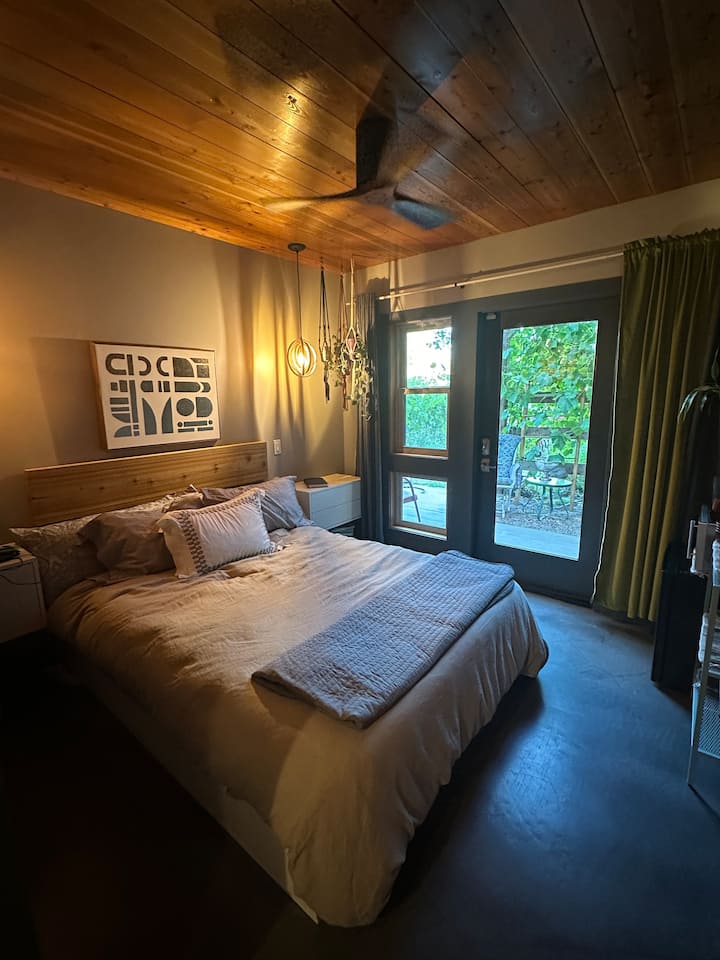 Garden Zen Getaway - Portland, OR