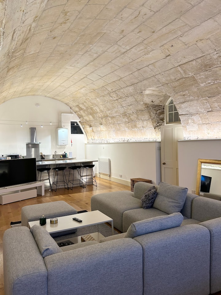 Montebello - Iconic Apartment In Bathwick Hill - University of Bath