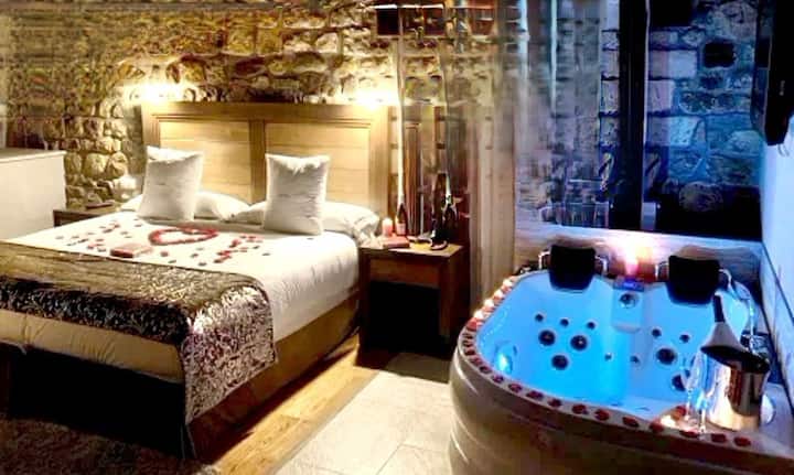 Vintage House-jacuzzi In The Room-private Garden - Veliko Tarnovo