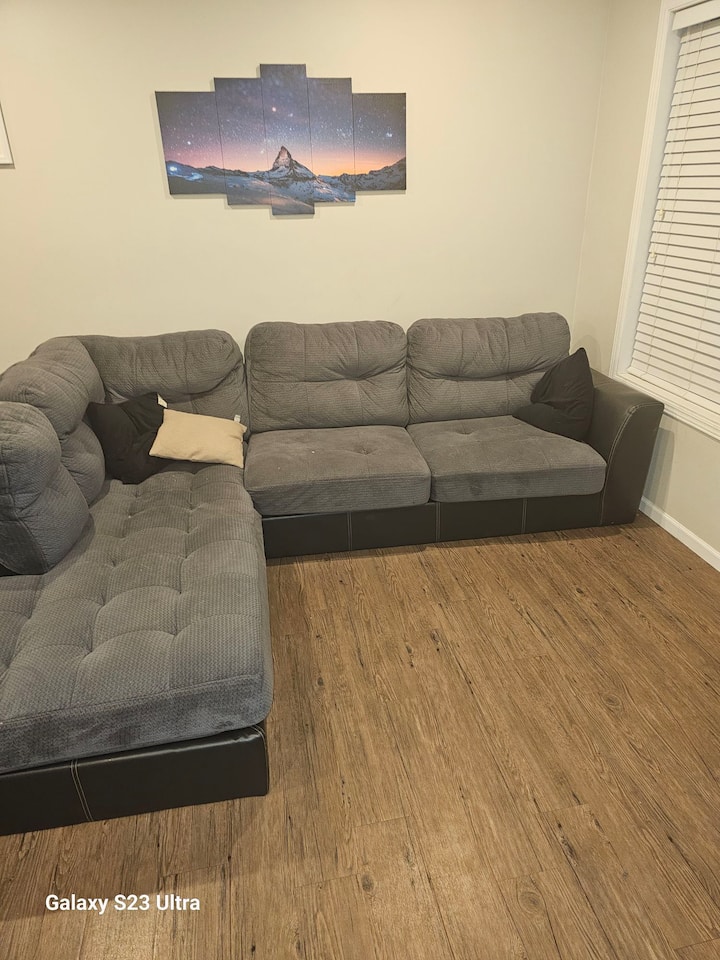 1 Bedroom Home In Quiet Area - Regina