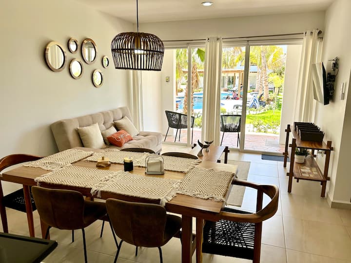 Comfortable Poolside Apartment - Mazatlan