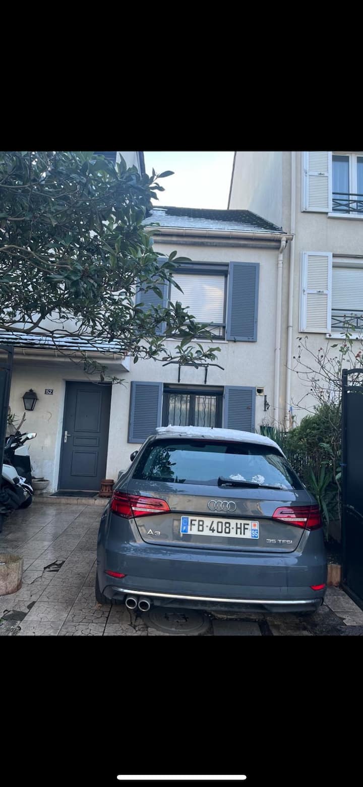 Maison Indépendante Avec Jardin - Saint-Brice-sous-Forêt