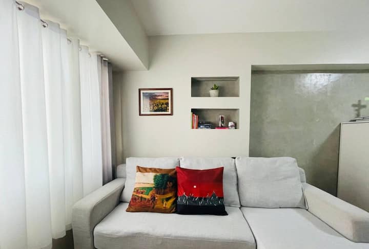 Refugio (1br, Free Parking & Wi-fi) - Tagaytay