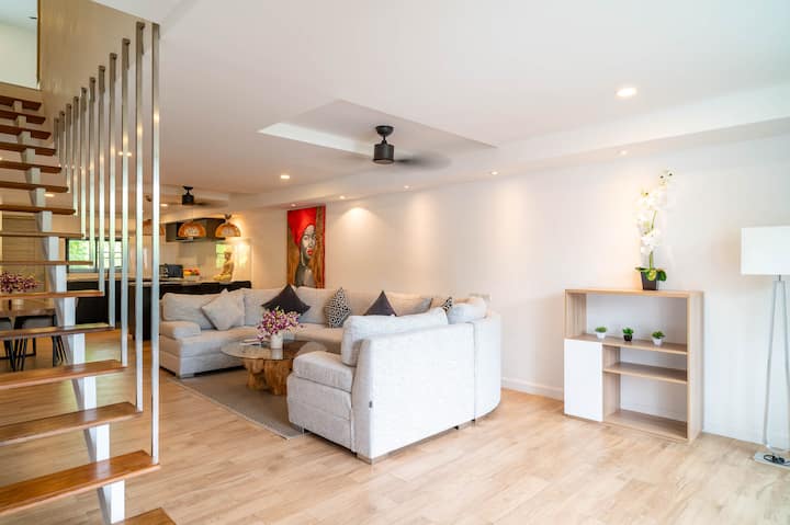 The Blue Lotus 4 - Modern Duplex, Pool, 2 Bedrooms - Ko Samui