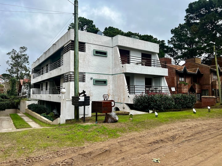 Departamento, Cómodo Y Acogedor. - Pinamar