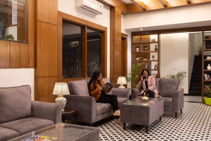 Deluxe Rooms @ Hotel North Wood - Boutique Stays - Mussoorie