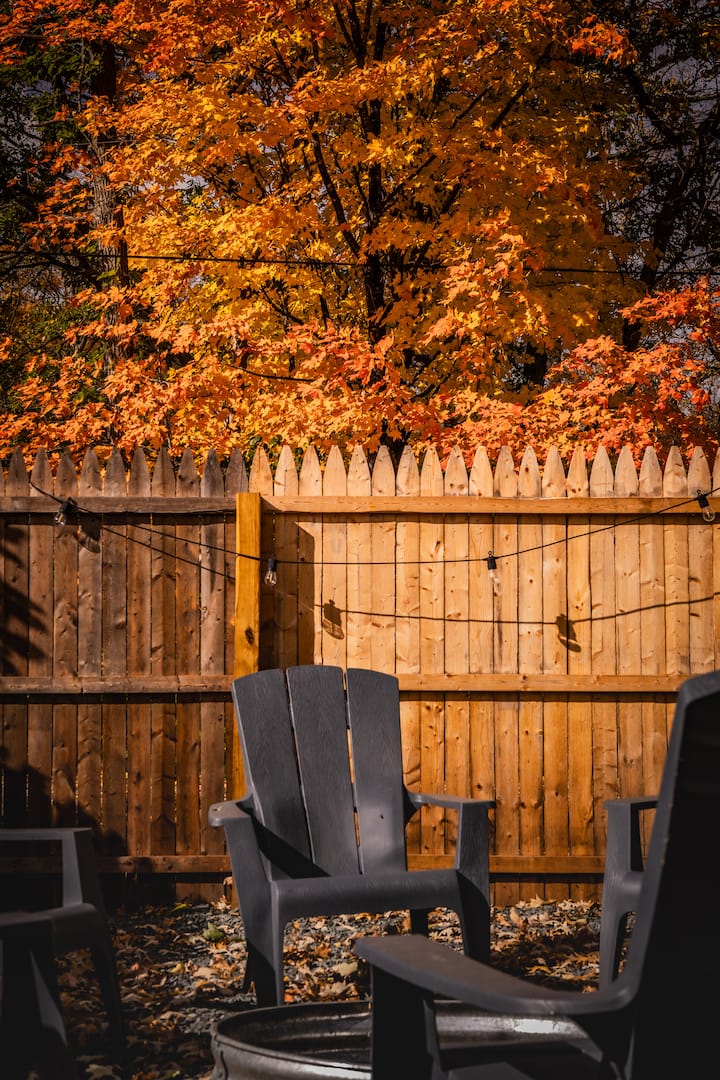 Gatsby's Getaway-unique Stay Near Downtown - Taylors Falls, MN