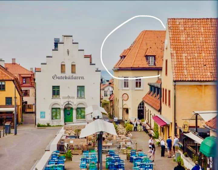 Big Apartment On Stora Torget. - Visby