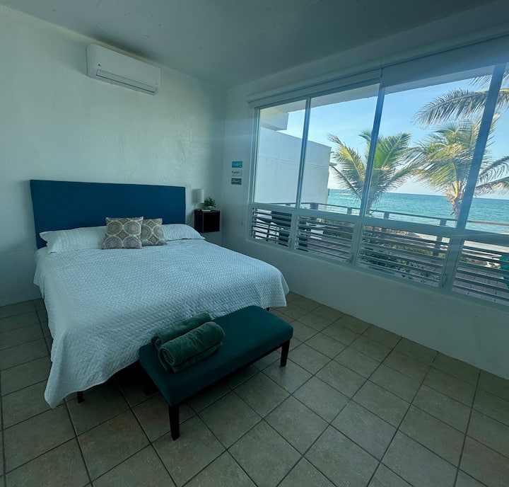 Brisa Marina Beach House 681 Islote, Arecibo Pr - Barceloneta