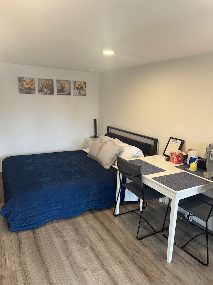 Hidden Gem: Cozy Private Guesthouse - Anaheim