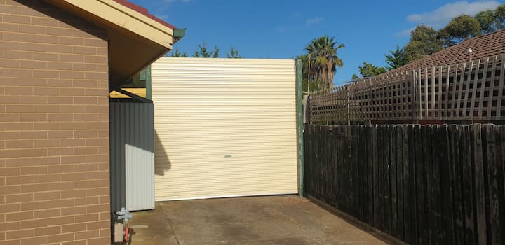 Affordable & Close To Everything - Point Cook