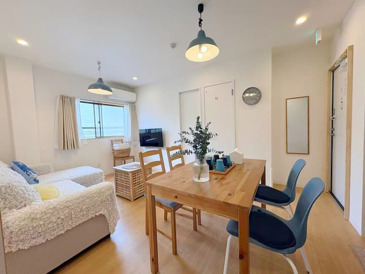 【深蓝之梦】海洋风2居室｜4人舒适入住｜大空间+私享阳台+小书桌 ｜天下茶屋5分钟｜机场直达 - Osaka