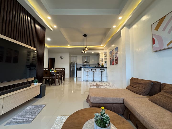 Safe, Cozy, Spacious, Aircond, Vsm P2, S. Isidro - General Santos