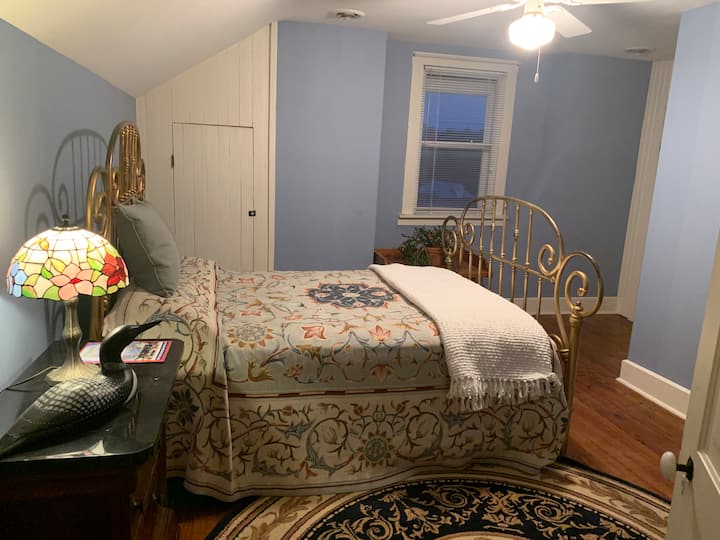 Wind Song Cottage - Hermann, MO