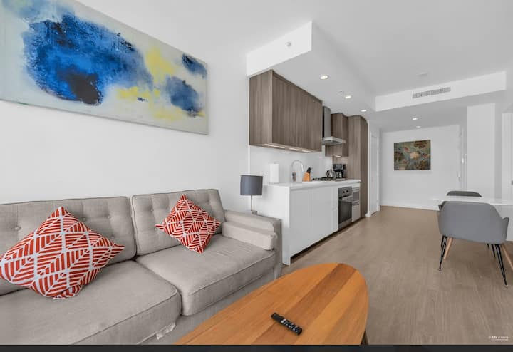 Brand New 1b+1b Condo/22 - Richmond