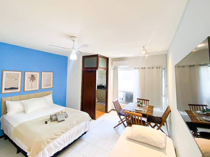 Apê Porto Top + Tv 50’ Smart + Ar Cond. + Garagem - Barra