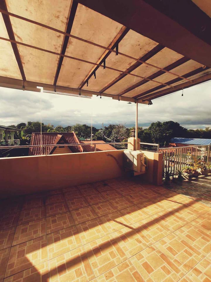 3-level Vacation House In Antipolo - Antipolo