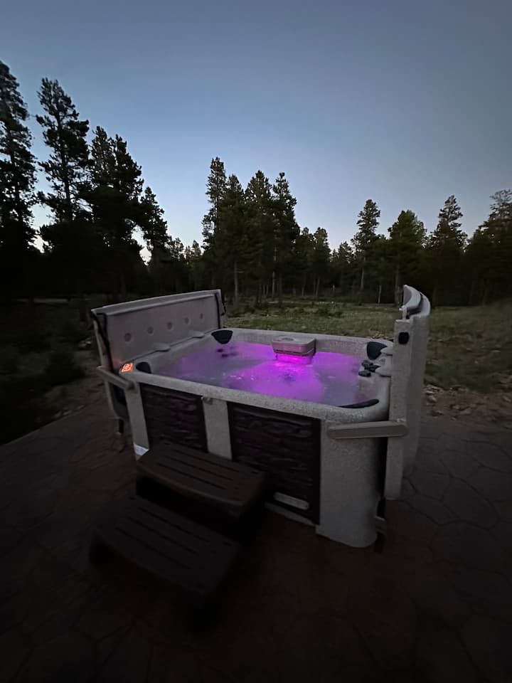 Cozy Mountain Home W/ Hot Tub & Fire Pit - Nederland, CO
