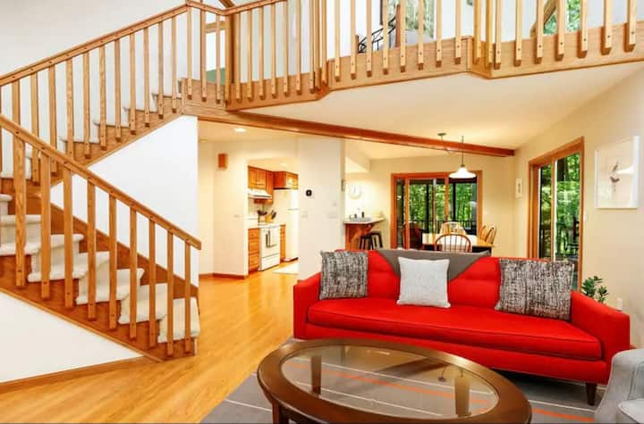 House 3bd/3bth- Indoor Pool -Close To Chestnut Mnt - Galena, IL