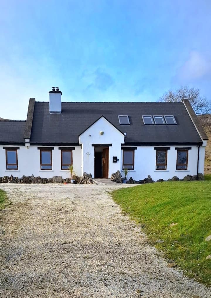 Carnaween Mountain Cottage - Donegal