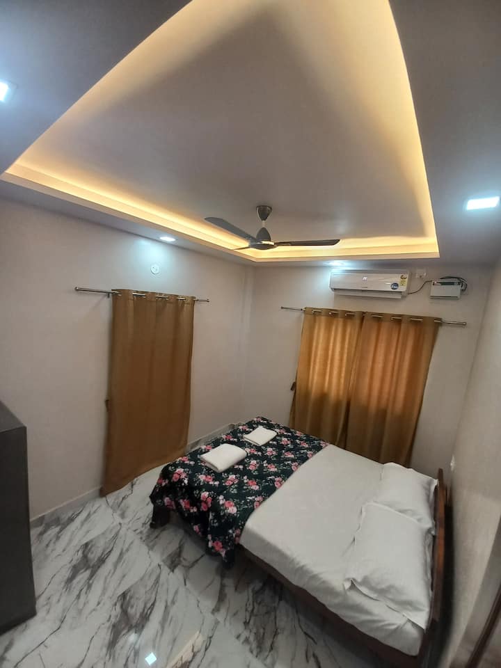 Spacious 1bhk House, Mandrem, Goa (Roza Villa) 2 - Goa