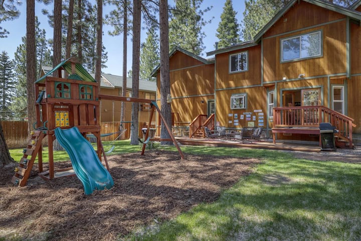Gentian Family Retreat - South Lake Tahoe, CA