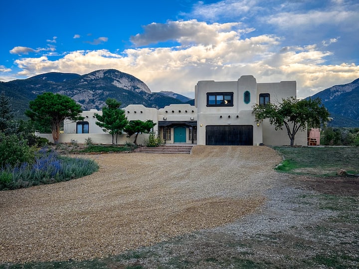 Renovated 4br + Studio Apt- 15 Min Ski Valley/taos - University of New Mexico, San Cristobal