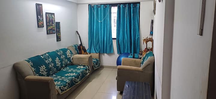 Cpl Frndly Room In Kalyan With Kitchen - Kalyan