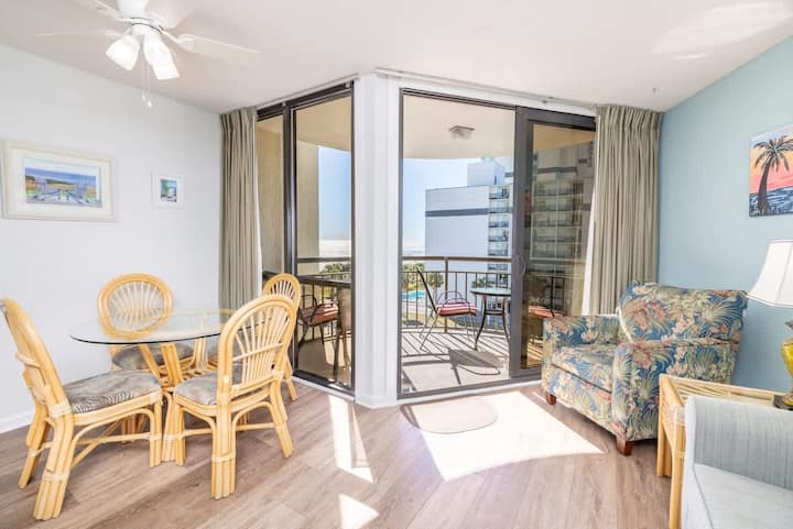 Ocean View King Suite, New Hvac In Heart Of Mb! - Myrtle Beach