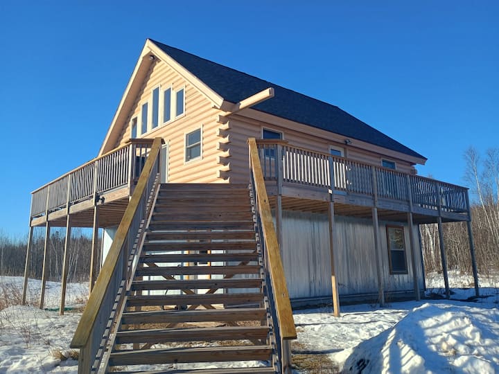 Lake Superior Log Home Retreat - Two Harbors, MN