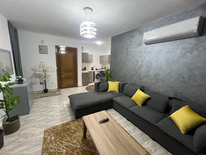 Luxury Apartment Downtown Cairo (Amazing, Central) - Cairo