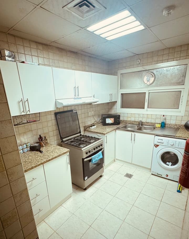 1bhk Flat 2 Washroom Kitchen - アジュマーン