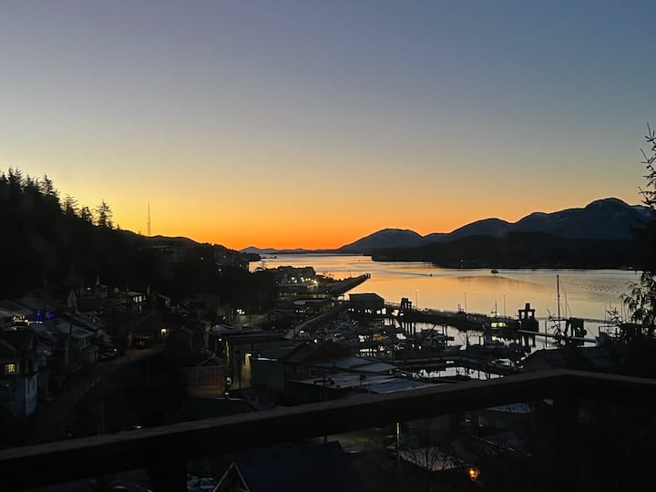 Sunset Views! - Family Friendly - Ketchikan, AK