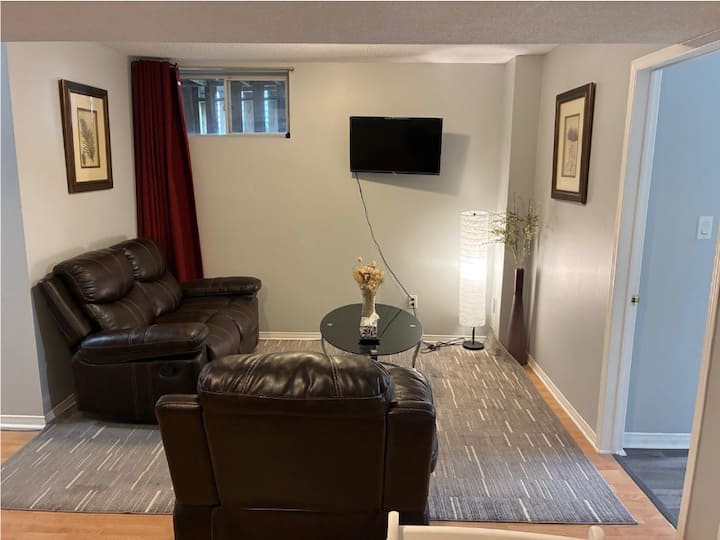 2 Bedroom Lower Level Apartment In Brantford - Brantford