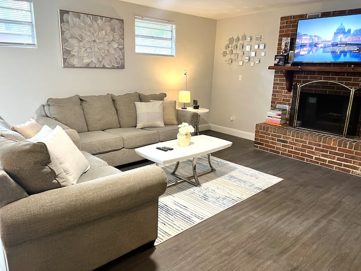 2.1 Miles From Campus 1bd/1ba Cozy Guesthouse - 게인즈빌