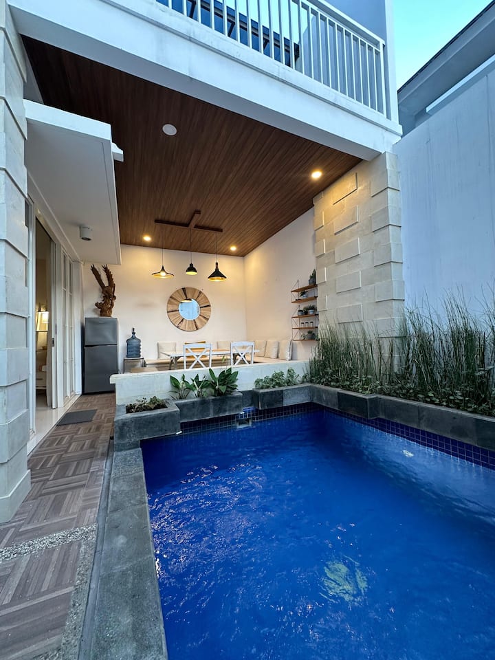 Little Creek Lodge 2 Villa - Malang